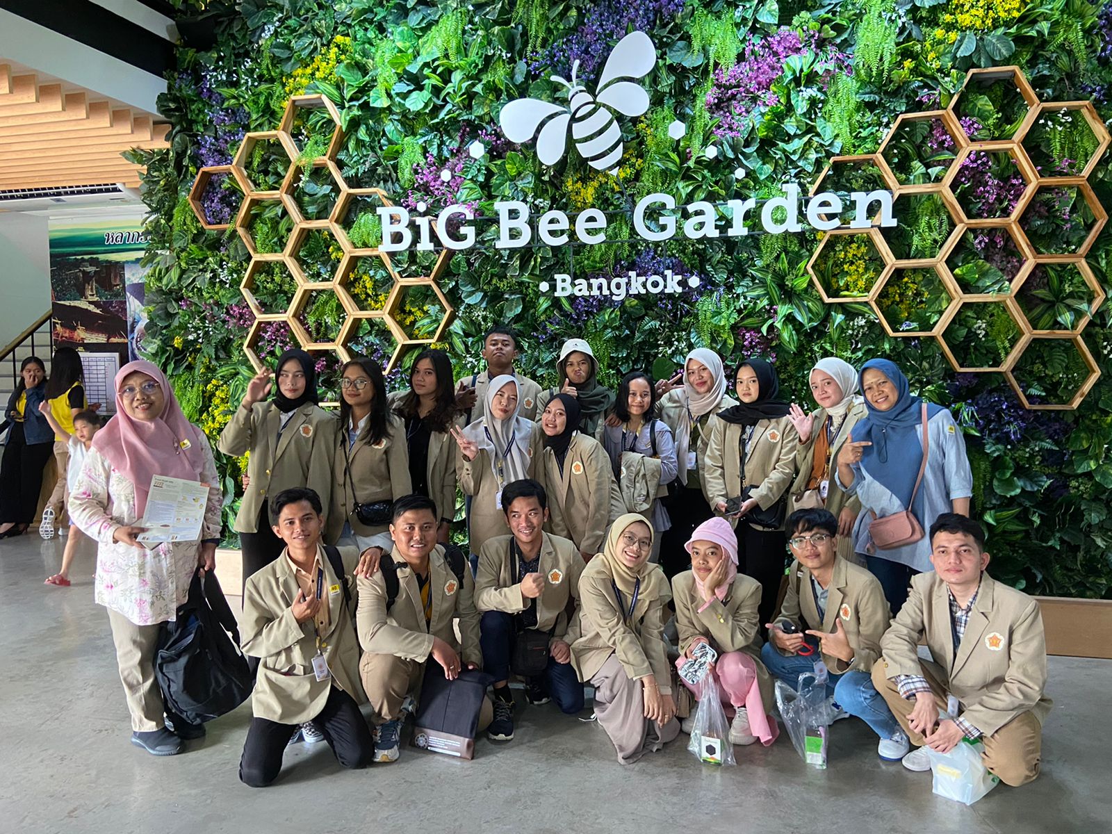 Menggali Potensi Agribisnis: Mahasiswa UGM di Negeri Gajah Putih – sosek.faperta.ugm.ac.id